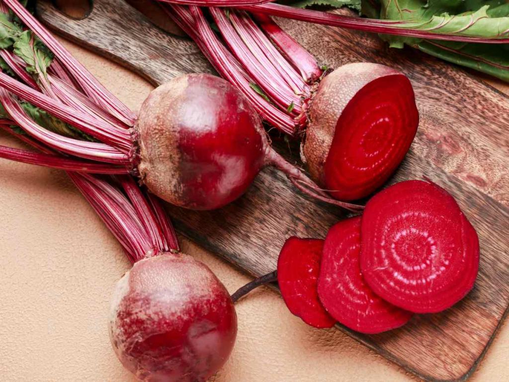 Red beet - health benefits of beetroot for a healthy body